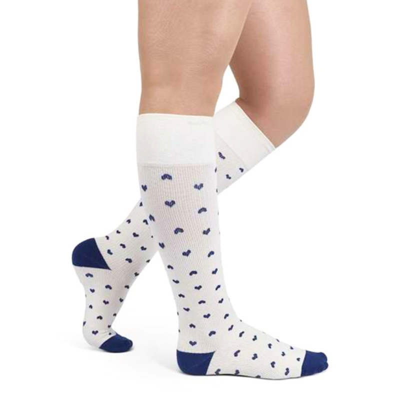 Mediven Rejuva 15-20 mmHg Heart Knee High Compression Sock Cream/Navy